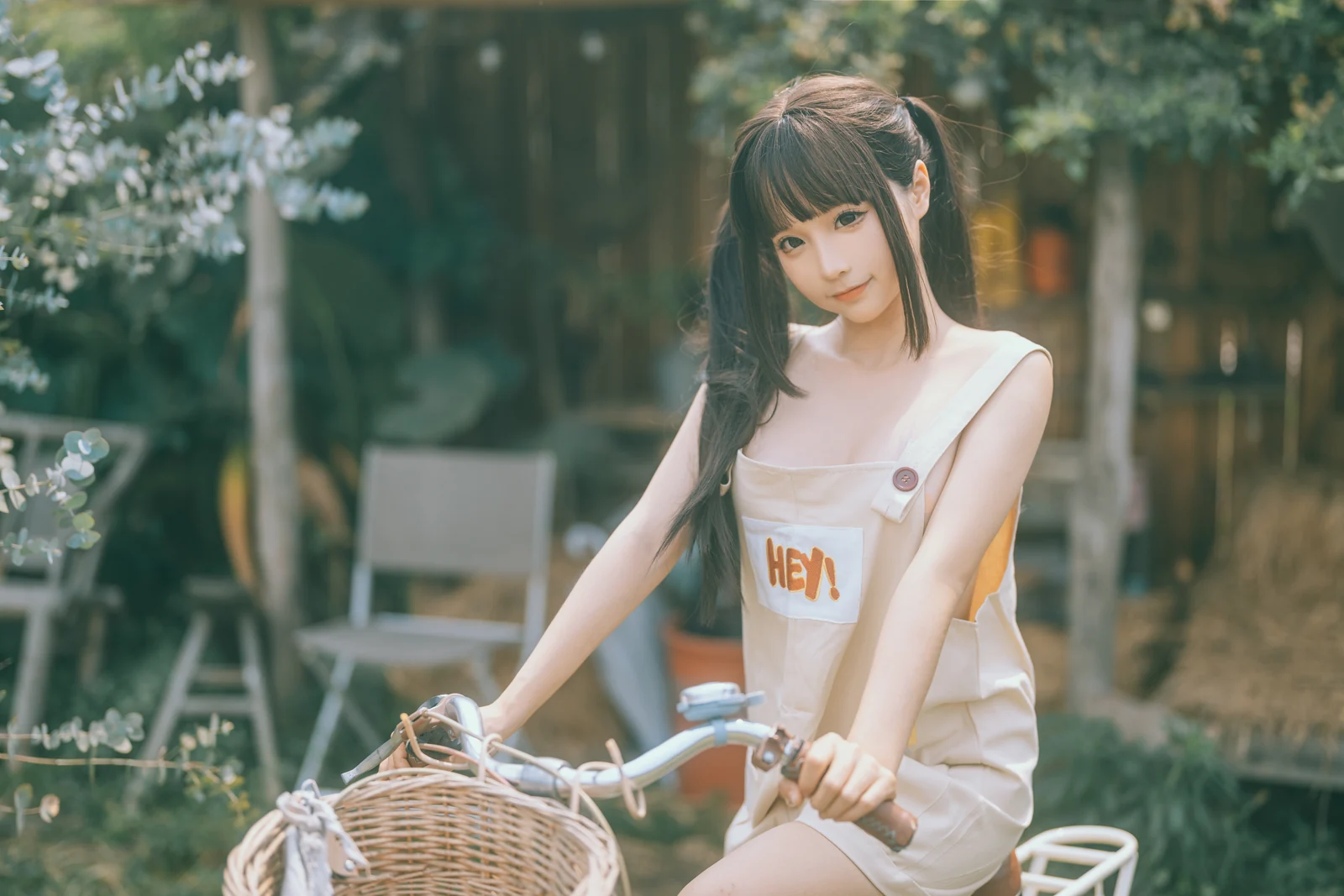 蠢沫沫 - NO.205 大巴房车 [130P-1.28GB] | chunmomo